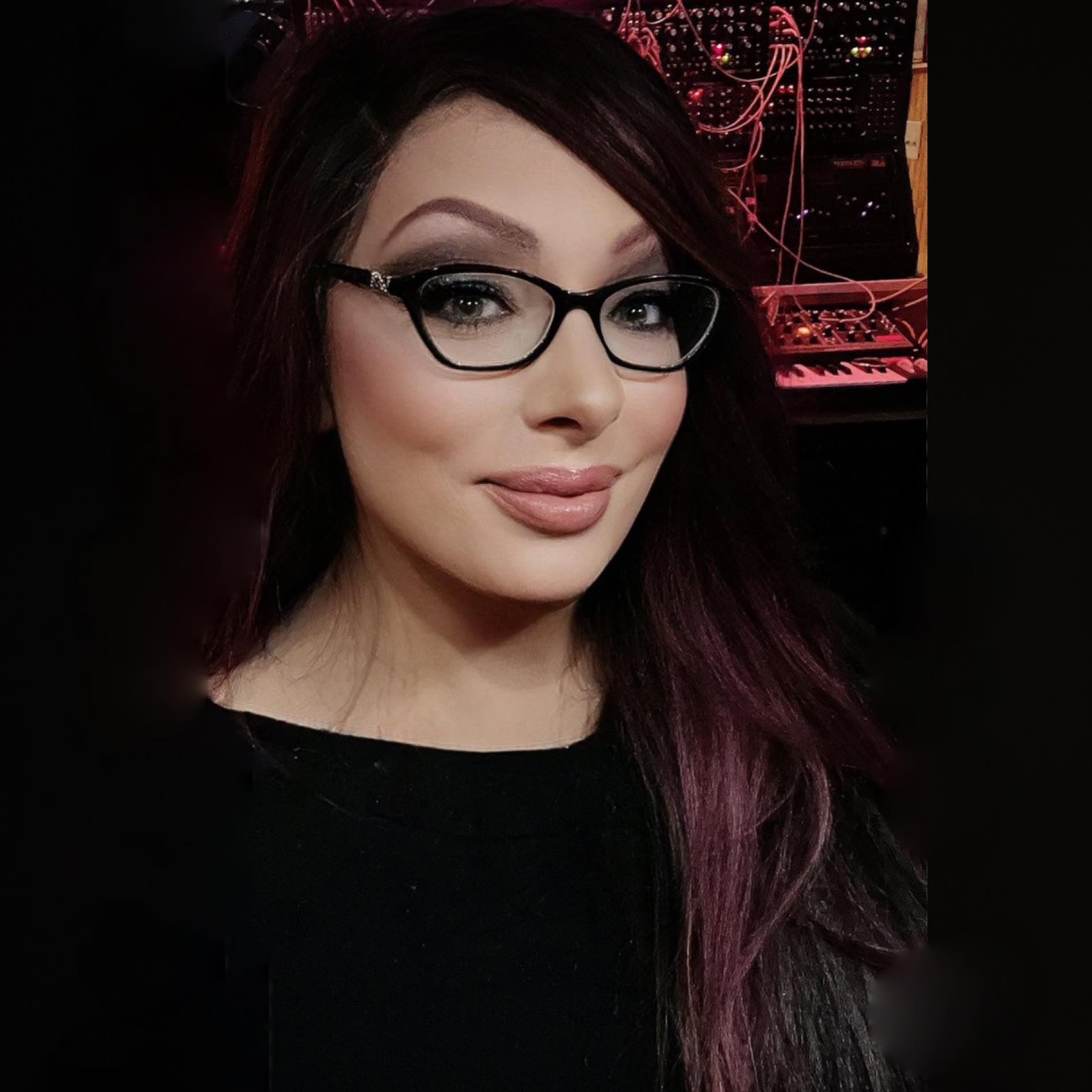 Lisa Bella Donna - Austrian Audio Friends